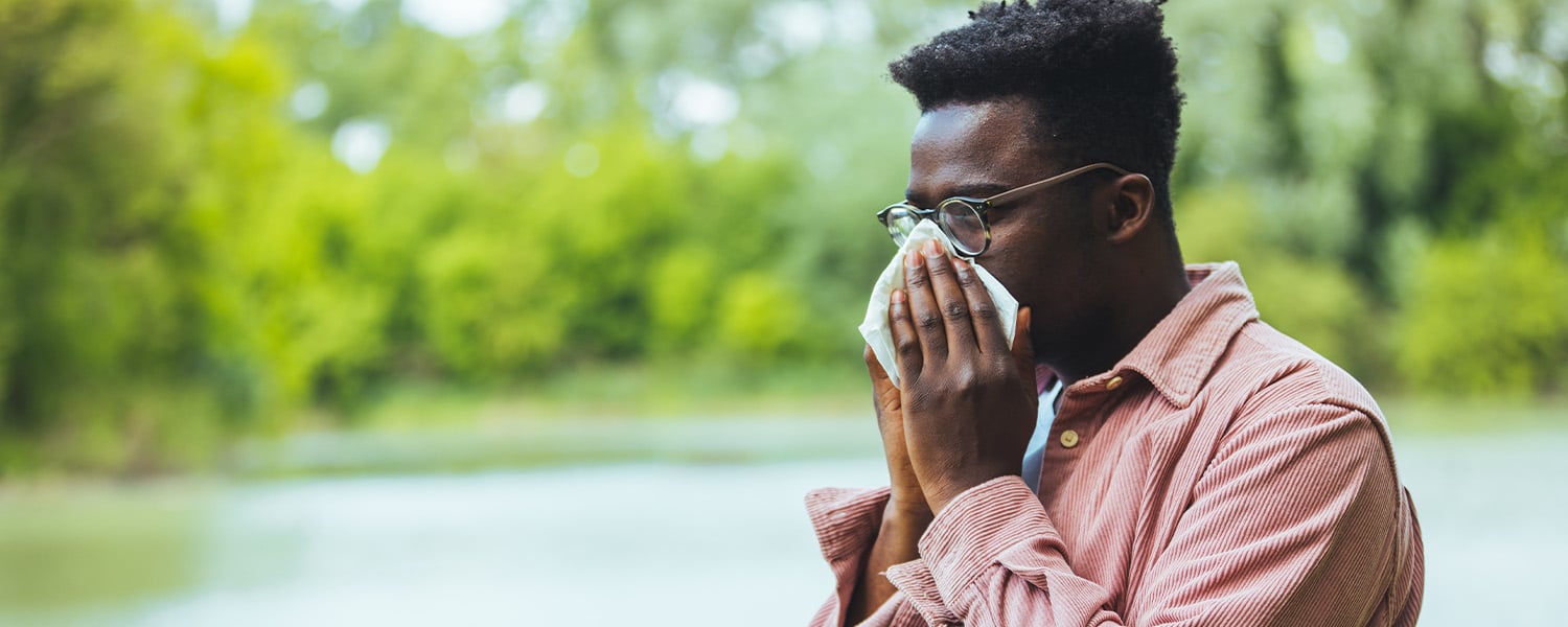 Breathing Easy: 7 Tips for Managing Seasonal Allergies and Asthma Breathing Easy: 7 Tips for Managing Seasonal Allergies and Asthma